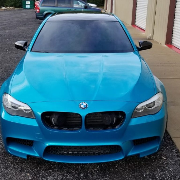 Atomic Teal BMW M5 - WRAPABULL